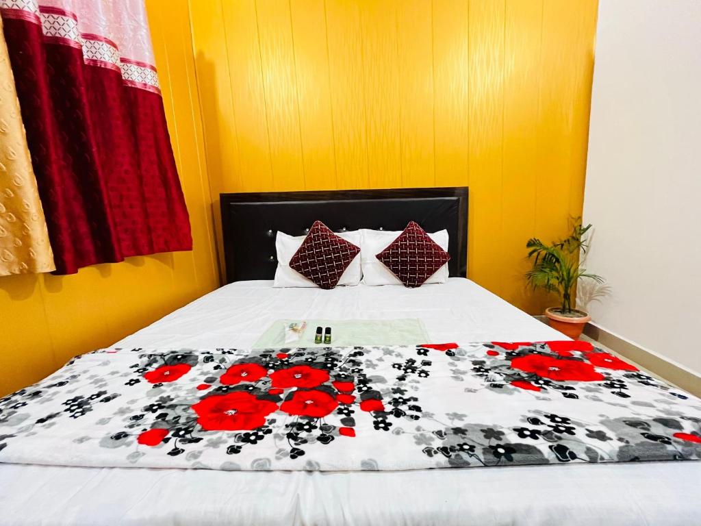 Krishnanand palace homestay Ayodhya up to 25% OFF - Book Now