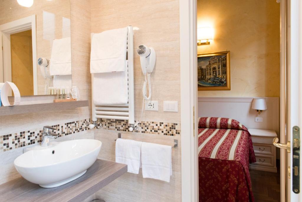 Domus Trevi, Rome | 2024 Updated Prices, Deals