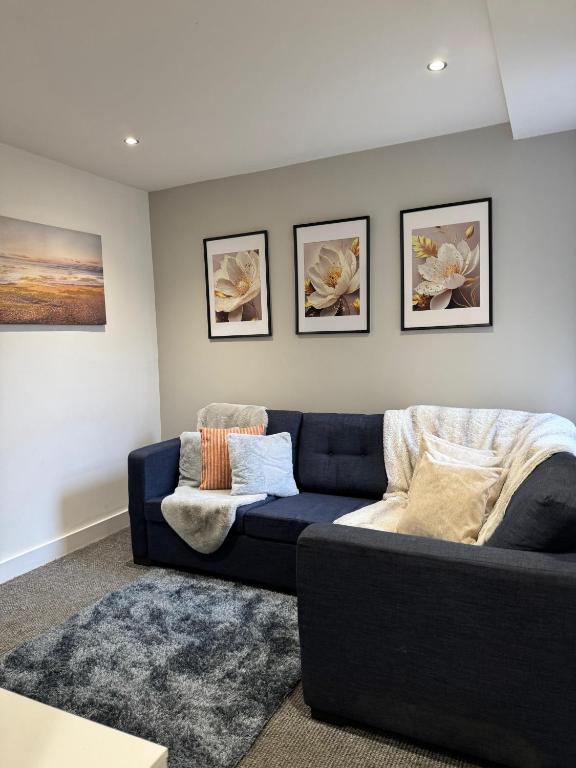 Room 1 Shared House in L6, Liverpool from £33pp - Book Now