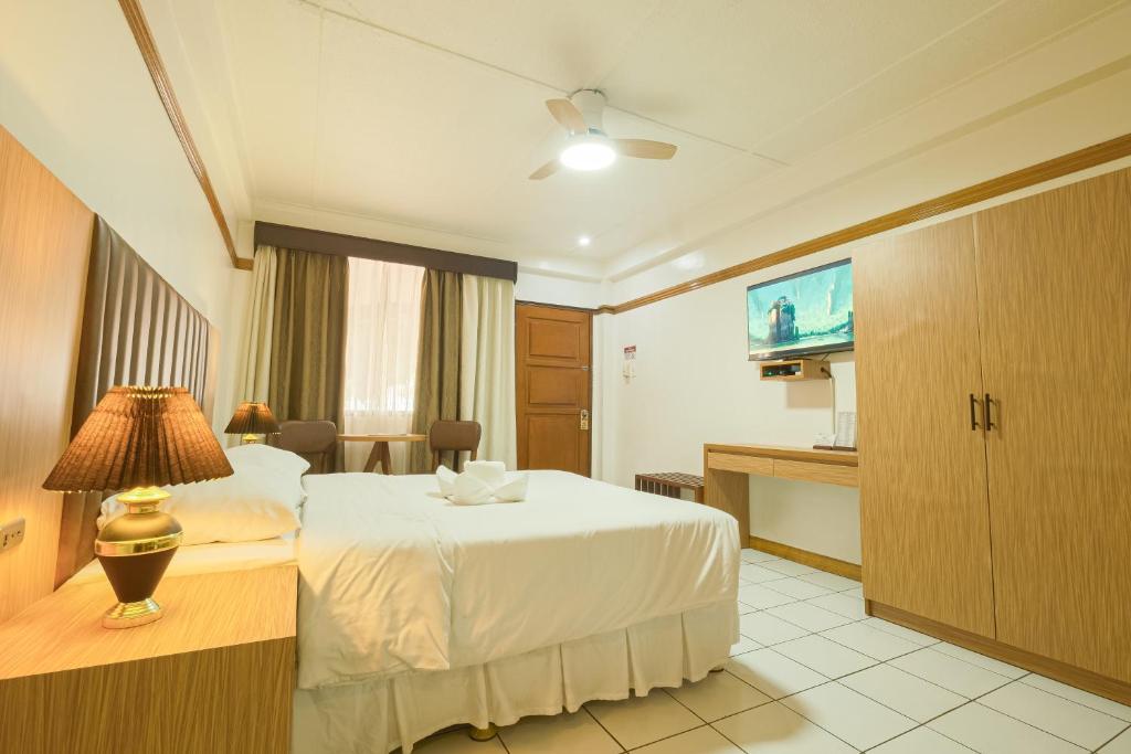 Orchid Inn Resort - 2025 Exclusive Deals