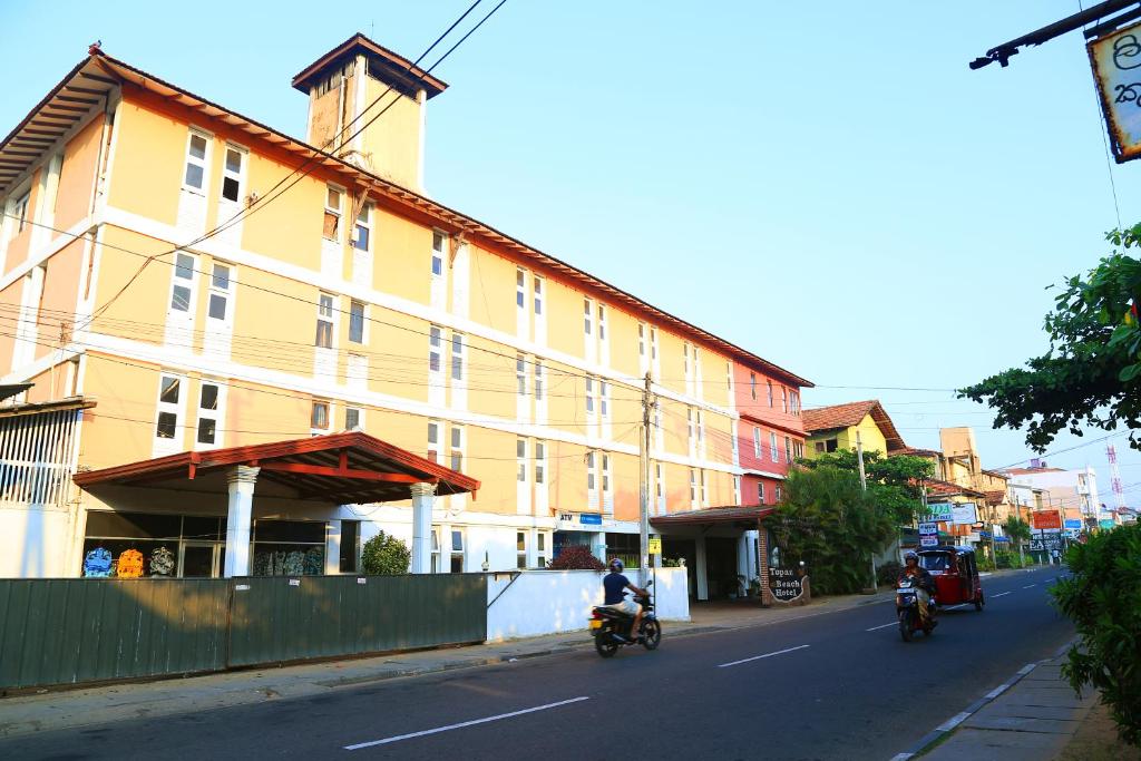 Topaz Beach Hotel, Negombo | 2024 Updated Prices, Deals
