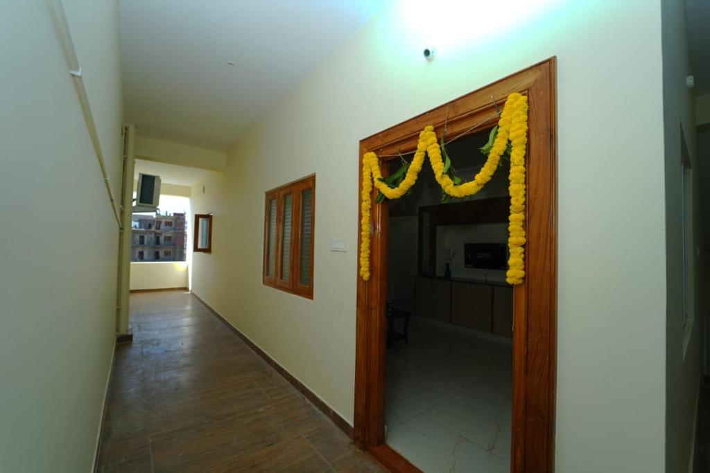 Pinaka Grand Home Stay, Tirupati from $14 - Book Now