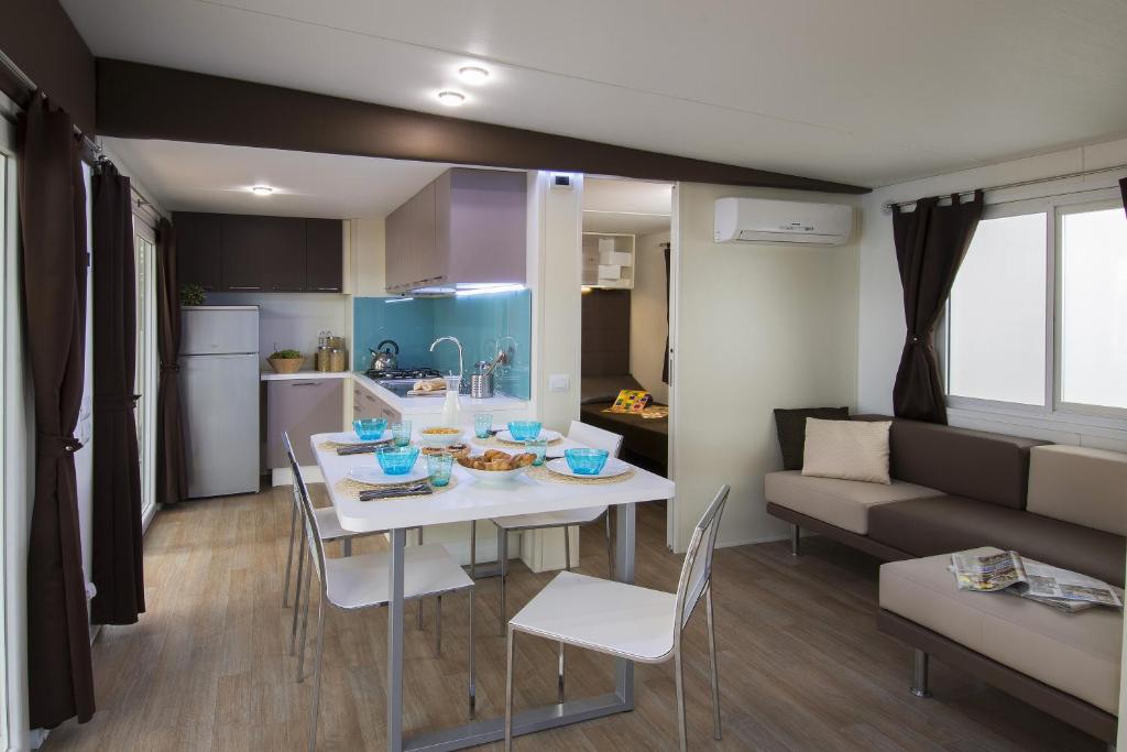 Holiday Mobile Homes Park Riviera, Novigrad | 2024 Updated Prices, Deals