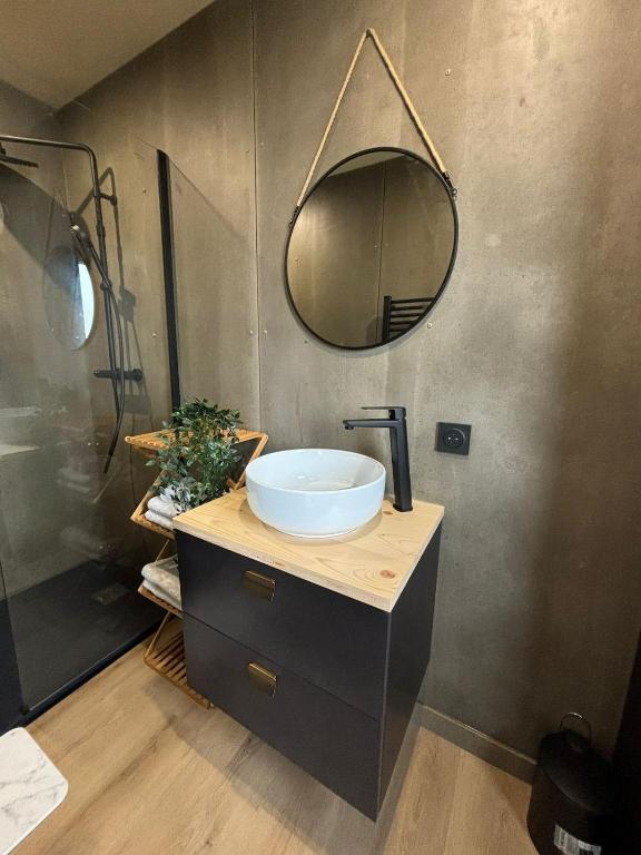 Logement zen indépendant avec jardin et parking, Casa de vacaciones ...