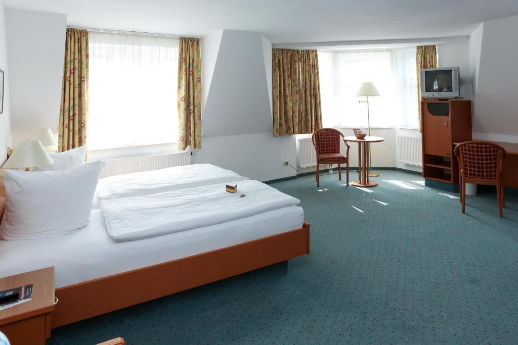 Hotel Kaiserhof, Radeberg, Germany - Photos, Room Rates & Promotions