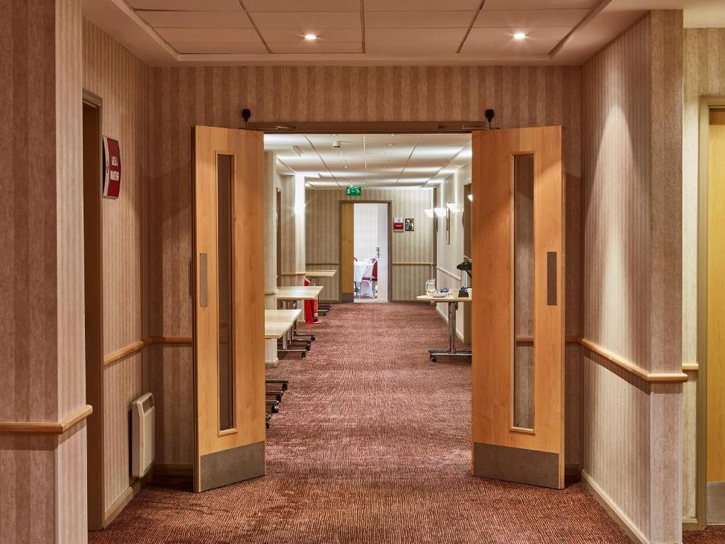 Future Inn Cardiff Bay Hotel, Cardiff | 2024 Updated Prices, Deals