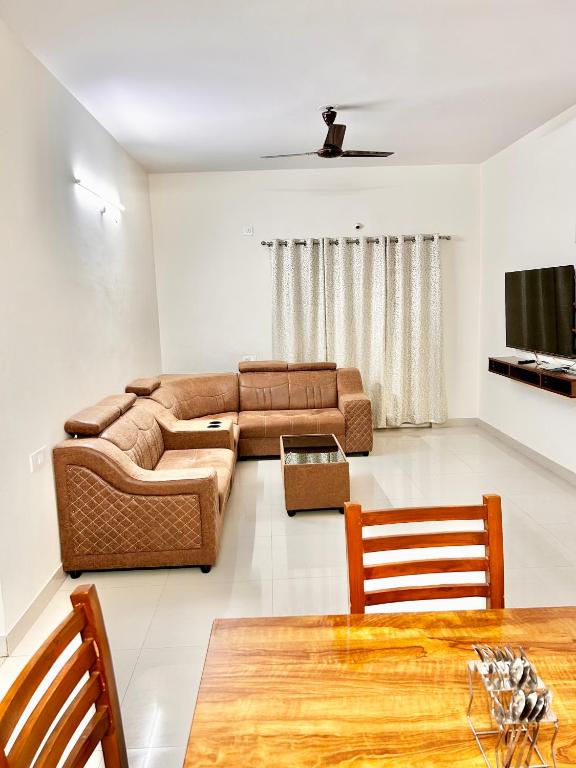 From $12 - Fully Furnished Mee Homes 2BHK Family Stay with Kitchen ...