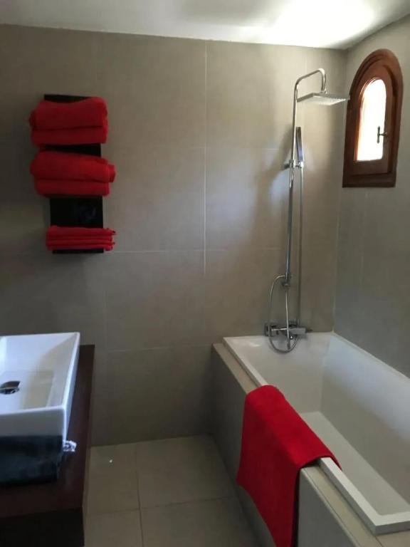 Villa spacieuse avec piscine à Rayol-Canadel-sur-Mer, Villa Rayol ...