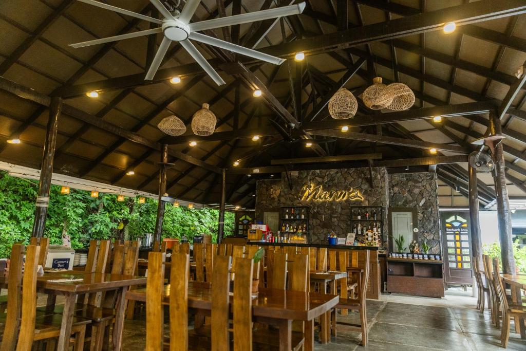 Palm Beach Resort, Batangas | 2026 Updated Prices, Deals