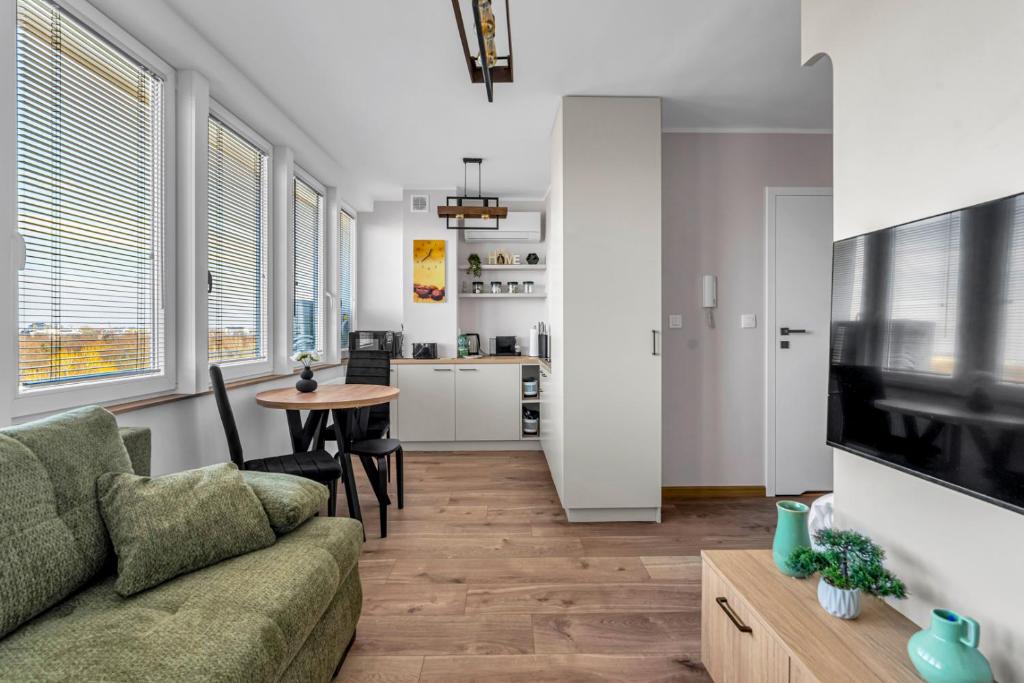 From $34 - National Stadium Homely Studio by BookingHost, Warsaw