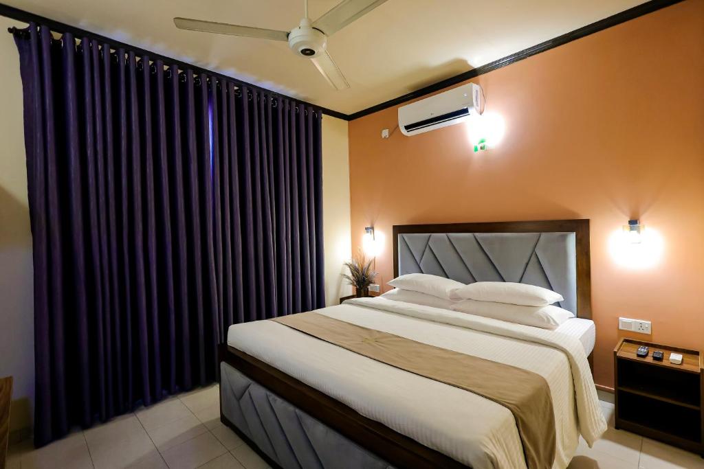 From $16 - Limeshine Residence - Airport Transit Hotel, Katunayake