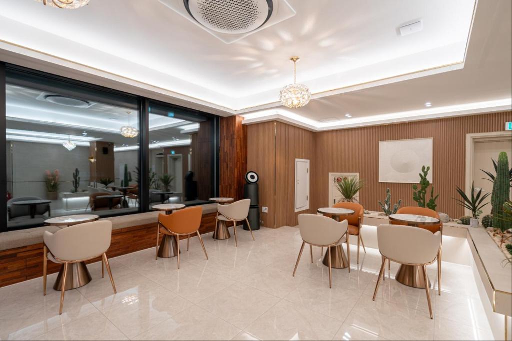 인천의 인천 운서동 DK 공항 호텔 (Incheon Unseodong DK Airport Hotel) :: 아고다 - Agoda