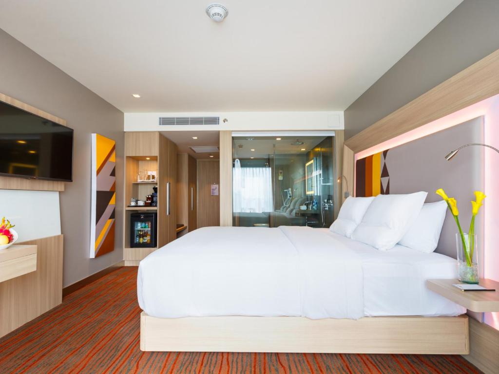 Novotel Manila Araneta City Hotel, Manila | 2025 Updated Prices, Deals