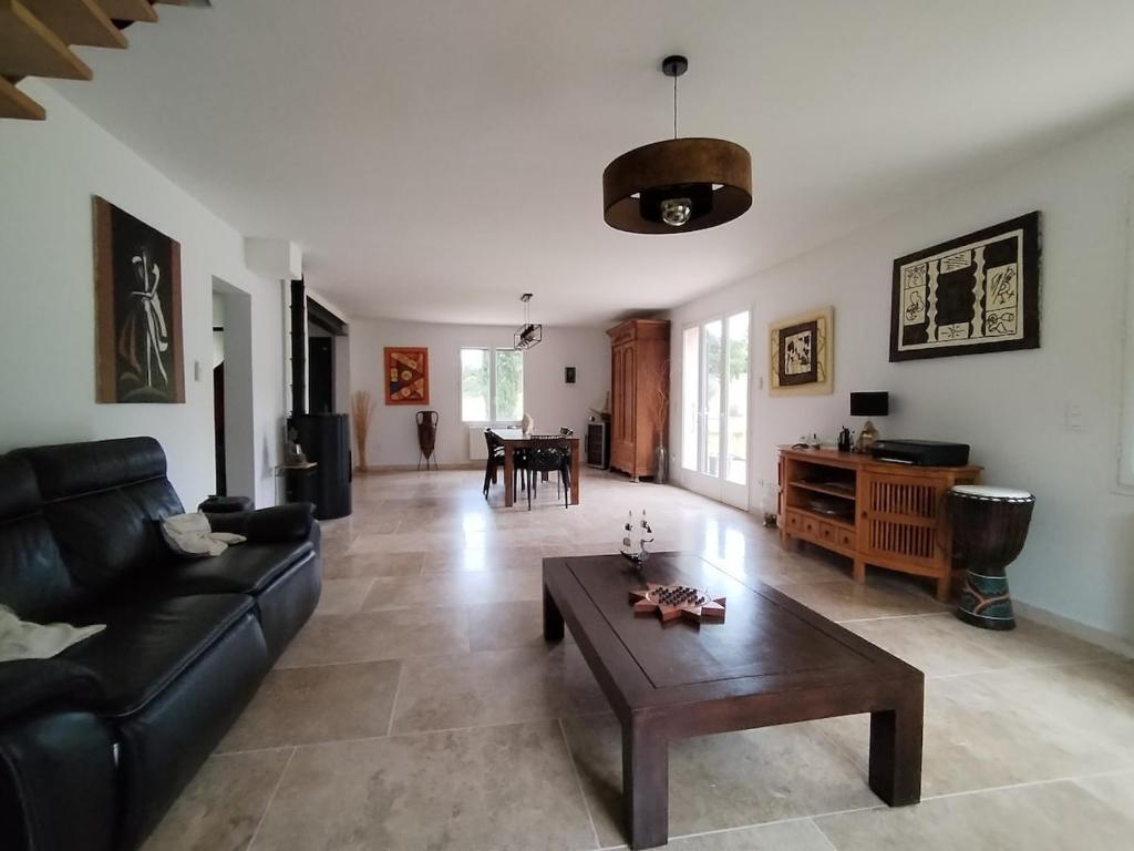 Close to Saint-Rémy-de-Provence, Eyragues from €39pp - Book Now