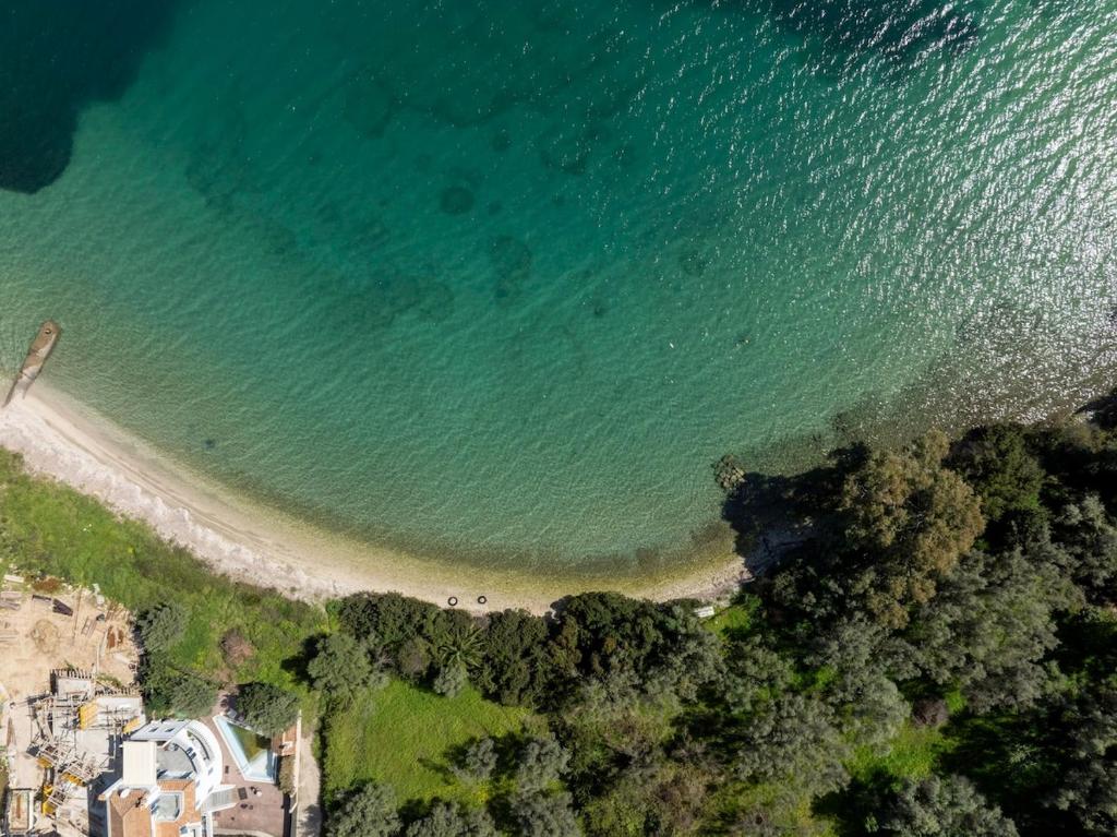 Beautiful Modern Beach Stay, Nikiana from €39pp - Book Now