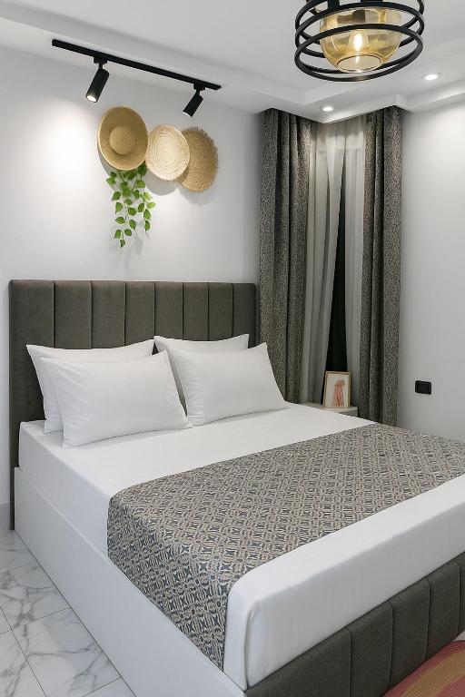 Beachfront Holiday Unit, Port Said from $22pp - Book Now