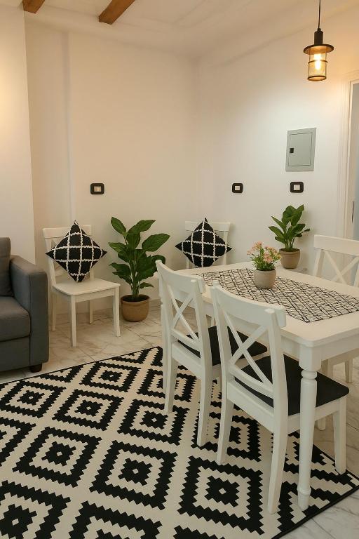 Beachfront Holiday Unit, Port Said from $22pp - Book Now