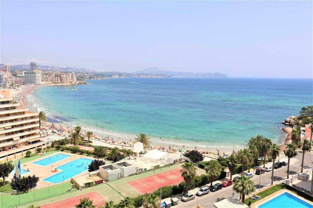 9A vistas al mar y wifi, Calpe from €39pp - Book Now