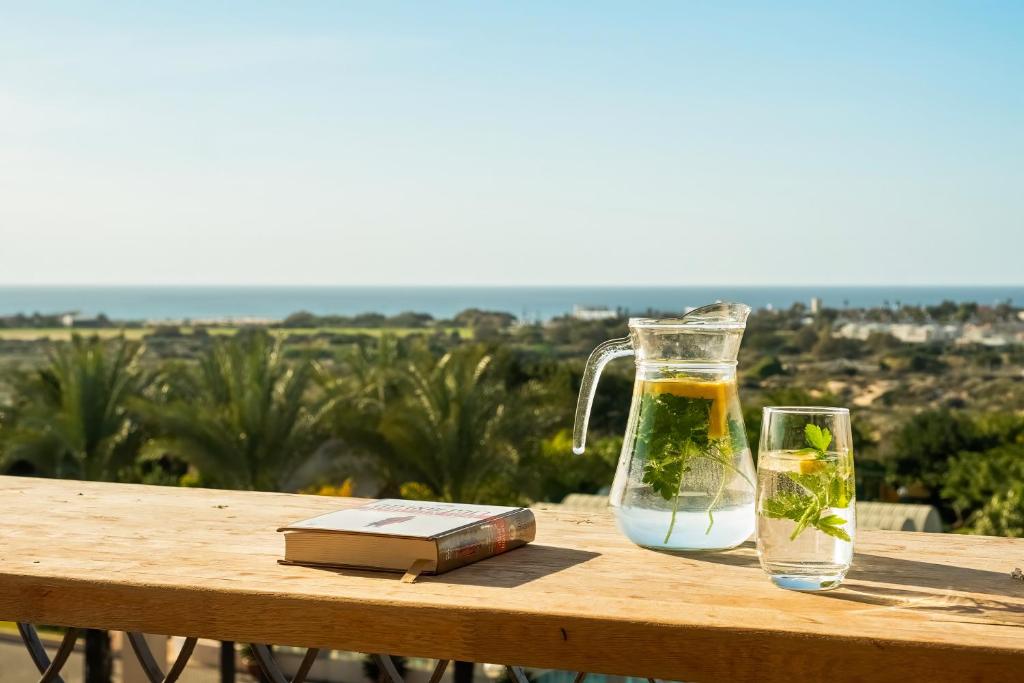 פנטהאוס מול הים - Sea side Caesarea from $39pp - Book Now