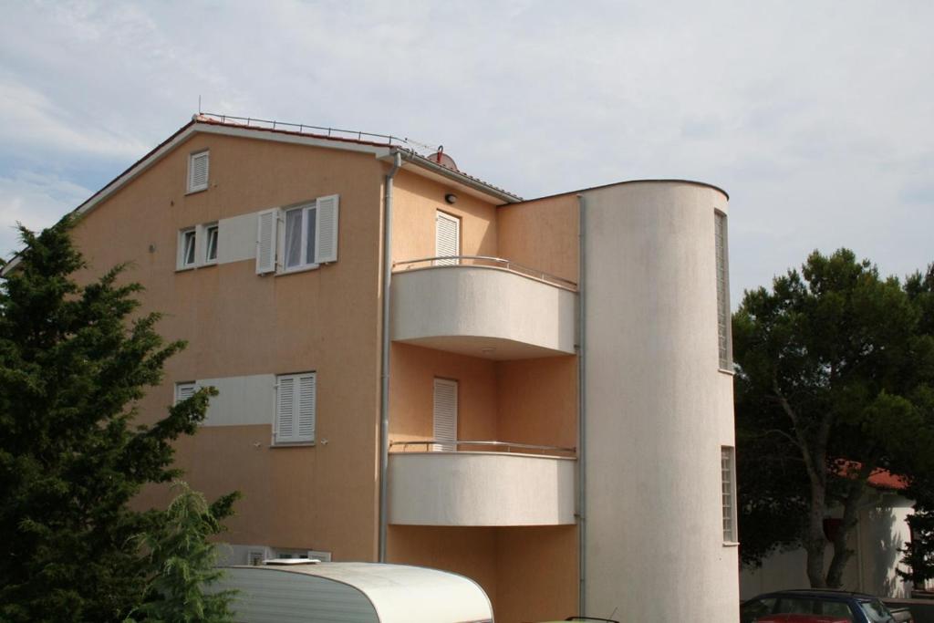 Apartment Milevoj, Premantura from €28 - Book Now