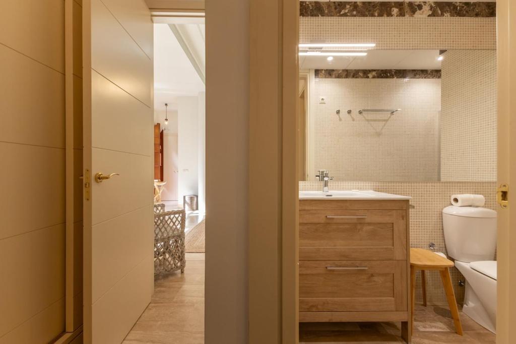 Pajaritos Luxury by Valcambre, Seville from €60pp - Book Now