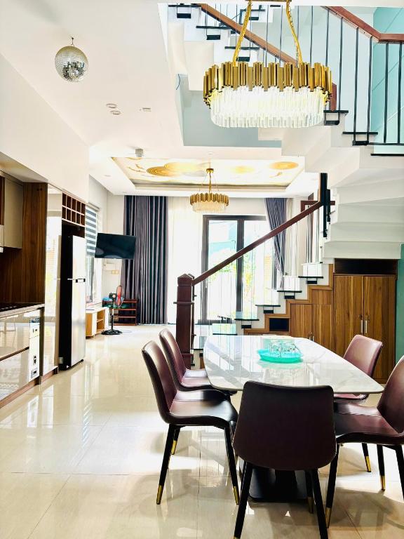 Sunrise Homestay Hotel (Da Nang) - Deals, Photos & Reviews