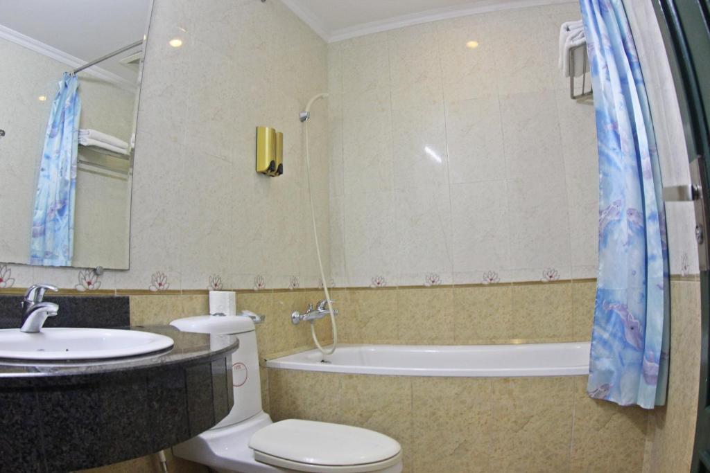 Little Diamond Hotel, Hanoi | 2024 Updated Prices, Deals