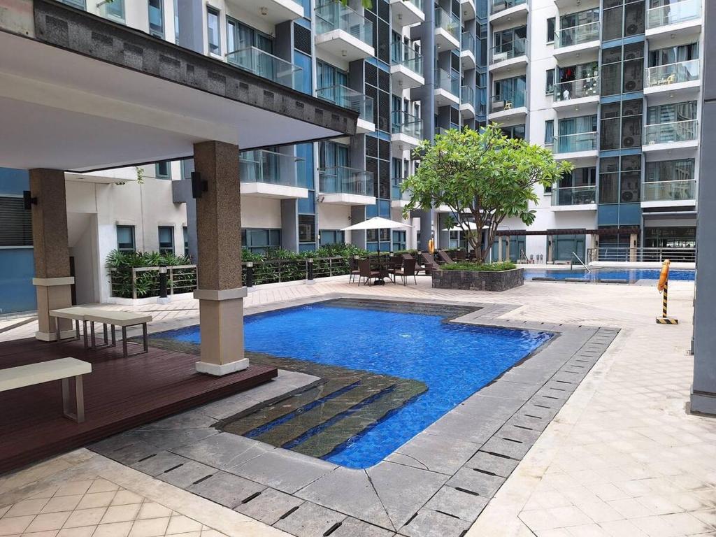 Airport View Walk to NAIA 3, Manila from $21 - Book Now