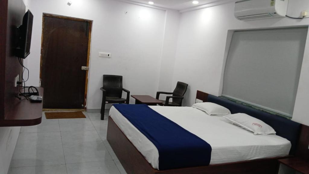 Relax Mansion, Visakhapatnam from $16 - Book Now