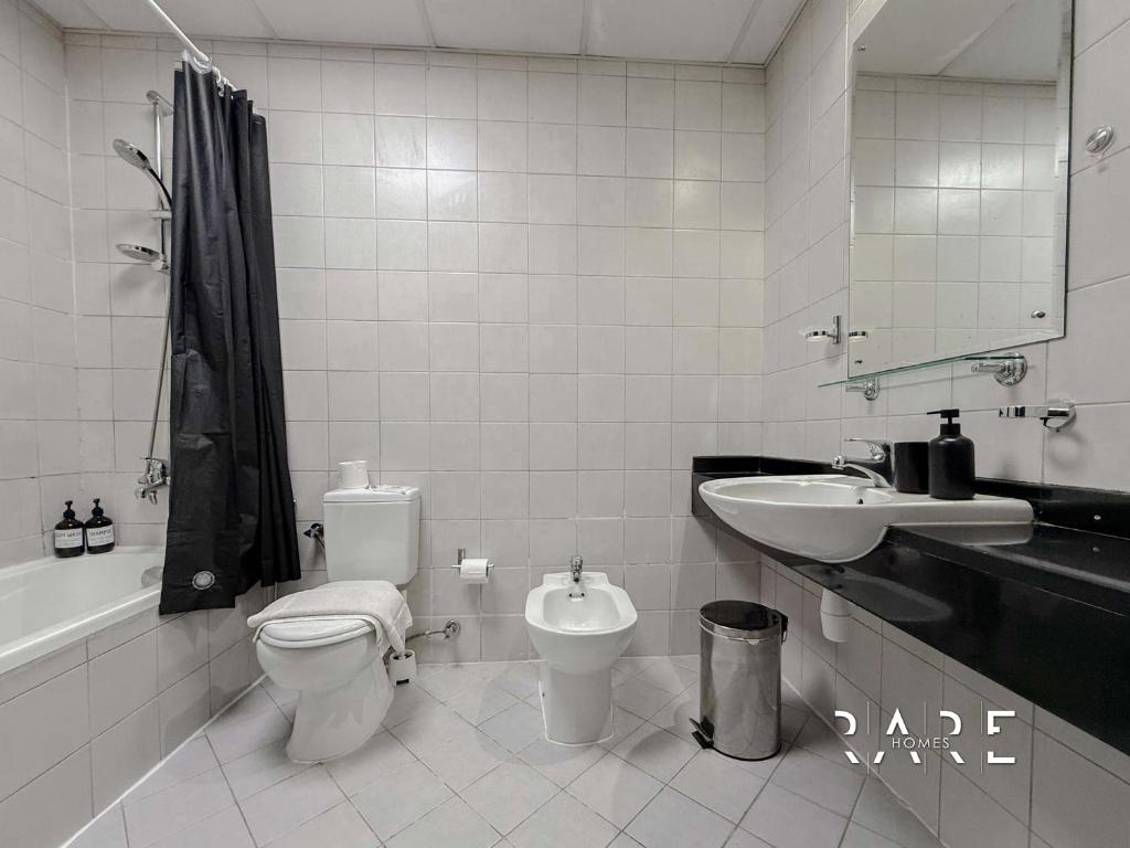 From $39pp - Rare Holiday Homes - Near Madame Tussauds - DEC Tower 1 ...