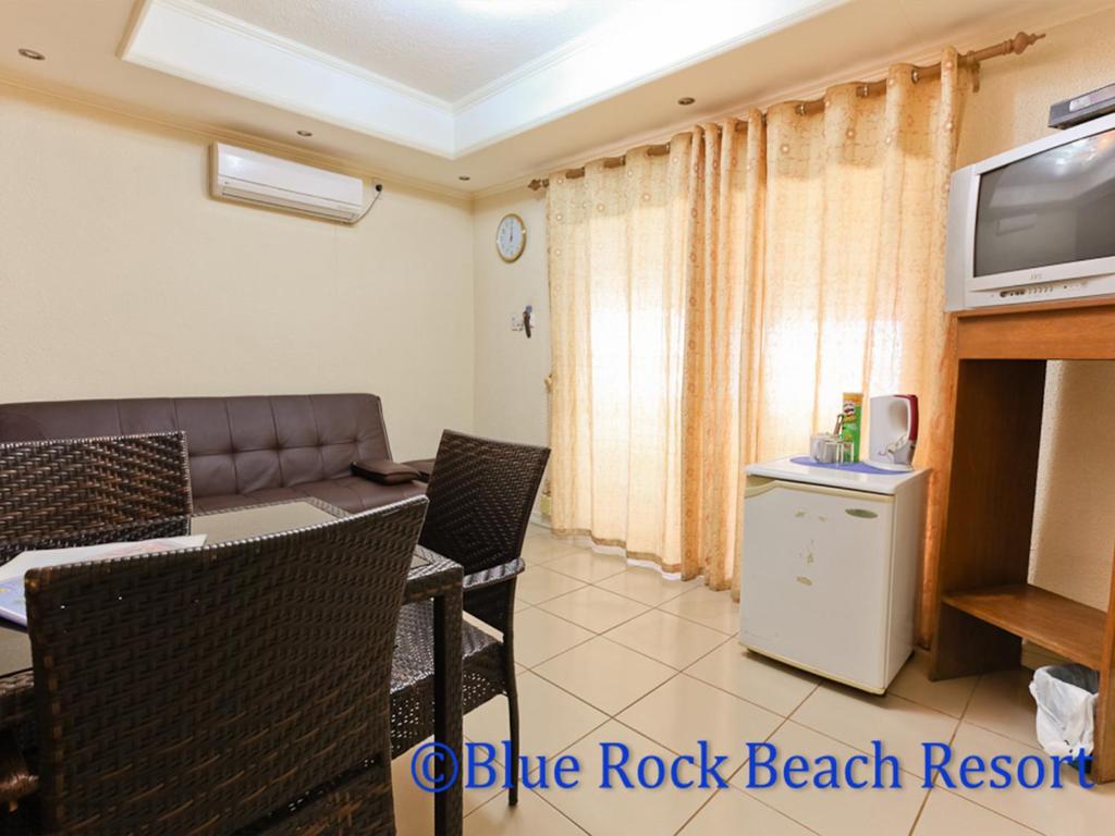 Blue Rock Resort and Dive Centre, Subic (Zambales) | 2023 Updated ...