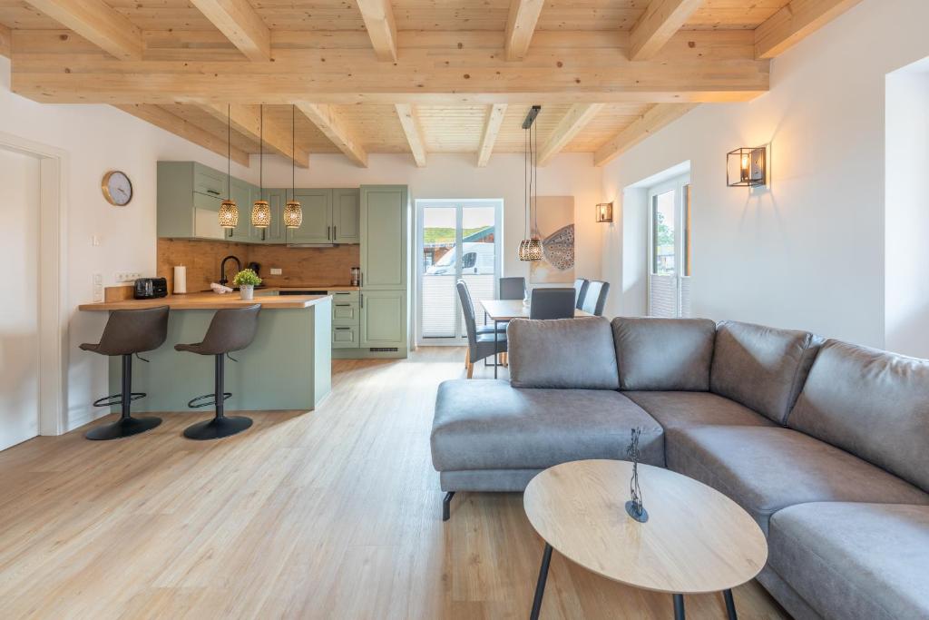 Huus Eekboom, Kating from €69 - Book Now