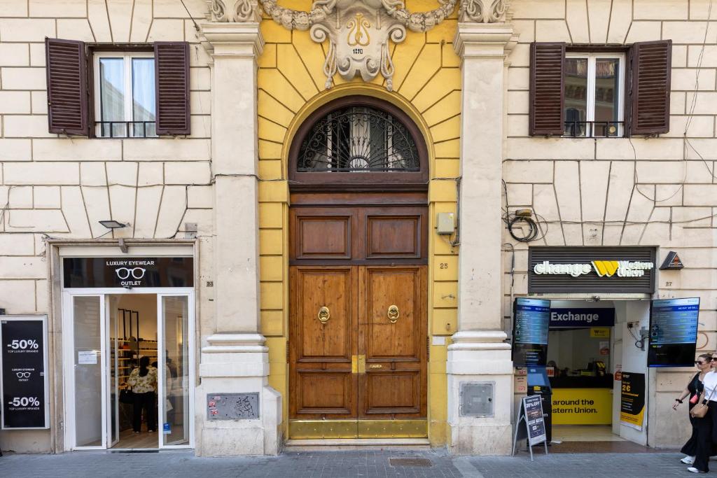 Casa Vacanze Ottaviano 25, Roma from €39pp - Book Now