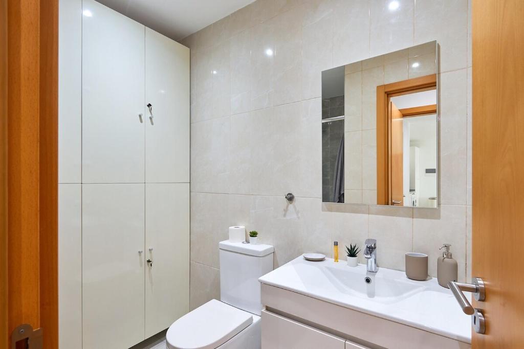 From $55pp - T2 ap 4- Residencial Santa Maria - wifi and pool