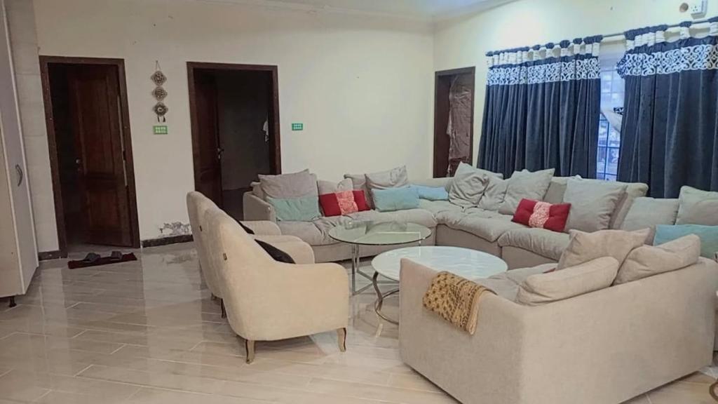 From $43 - Peaceful Hilltop Apartment in Changla Gali, Chāngla Gali