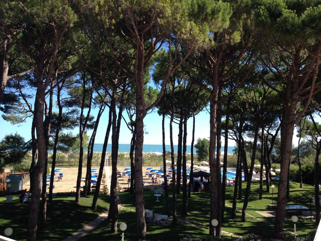 Best Price on Hotel Beau Rivage Pineta in Lido Di Jesolo + Reviews!