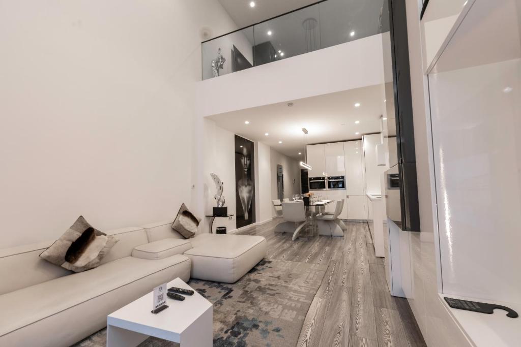 Kwarleyz Residence Hotel & Suites, Accra from $74 - Book Now