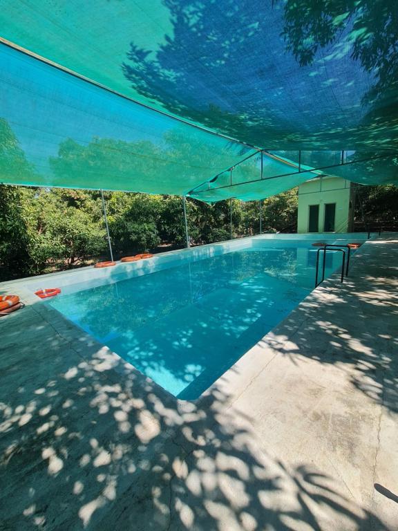 Dev Farm and Resort, Sasan Gir from $11 - Book Now