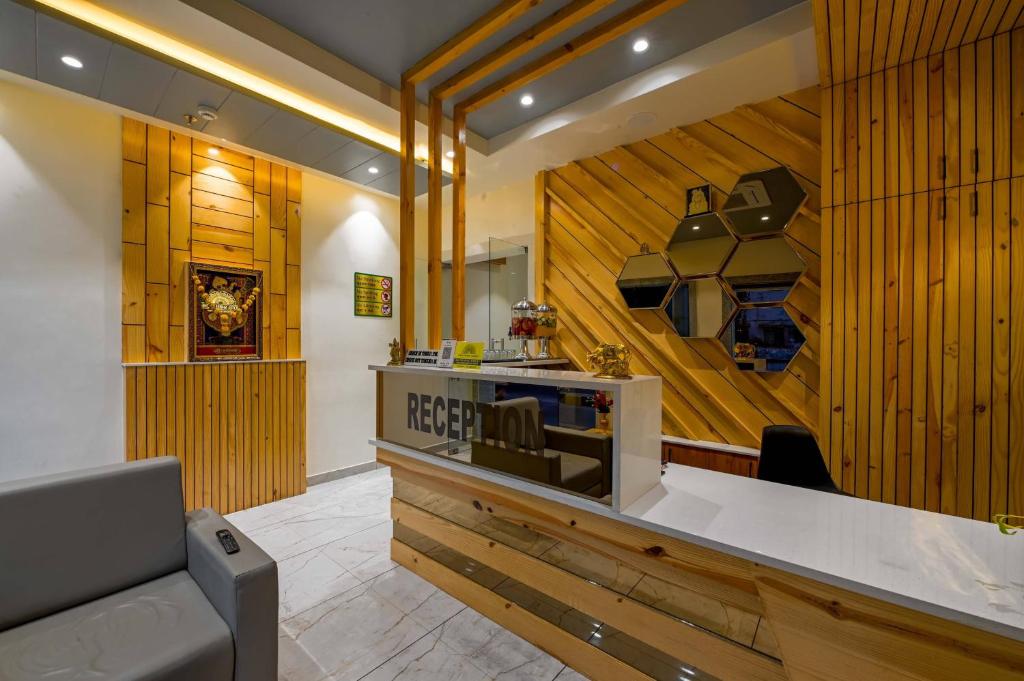 Best Price on HOTEL SHREE RADHE in Dwarka + Reviews!