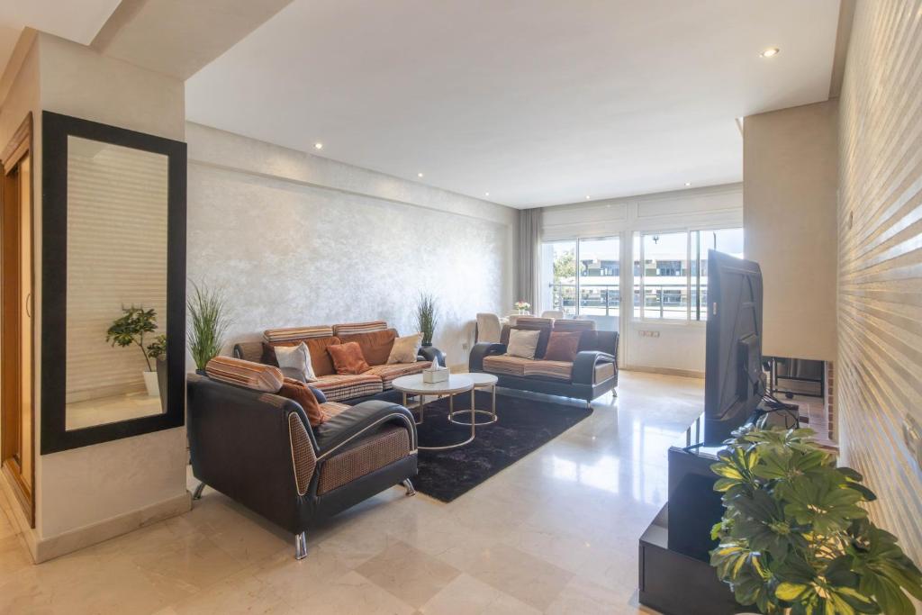 From €50pp - NEW - 2CH Val d'Anfa Triangle d'Or - Fibre Optique, Casablanca