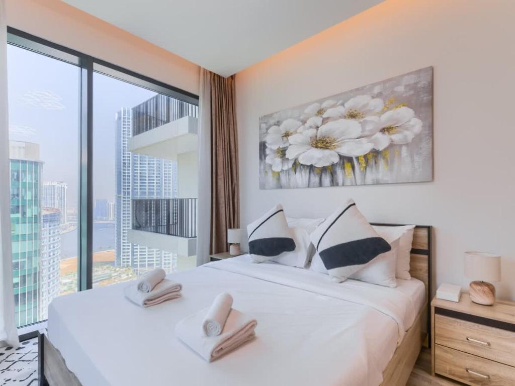 From $94 - TRPS - Ahad Residences, Business Bay - Full Burj Khalifa ...