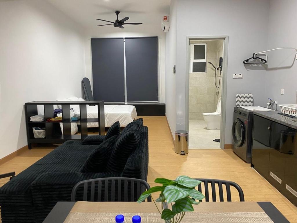 H&N stay - Mahkota Valley - Pool View, Kuantan from $57pp