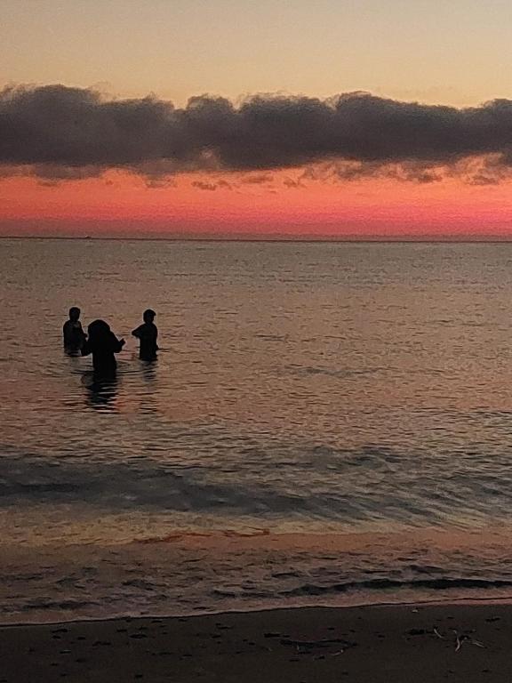 From €21pp - Location saisonnière entre mer, forêt et calme, Ra's al Jabal