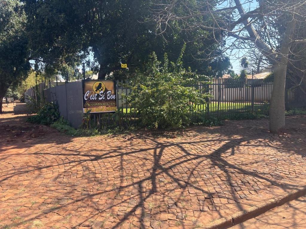 From $31 - C'est Si Bon Accommodation at 73 Geyser, Mokopane