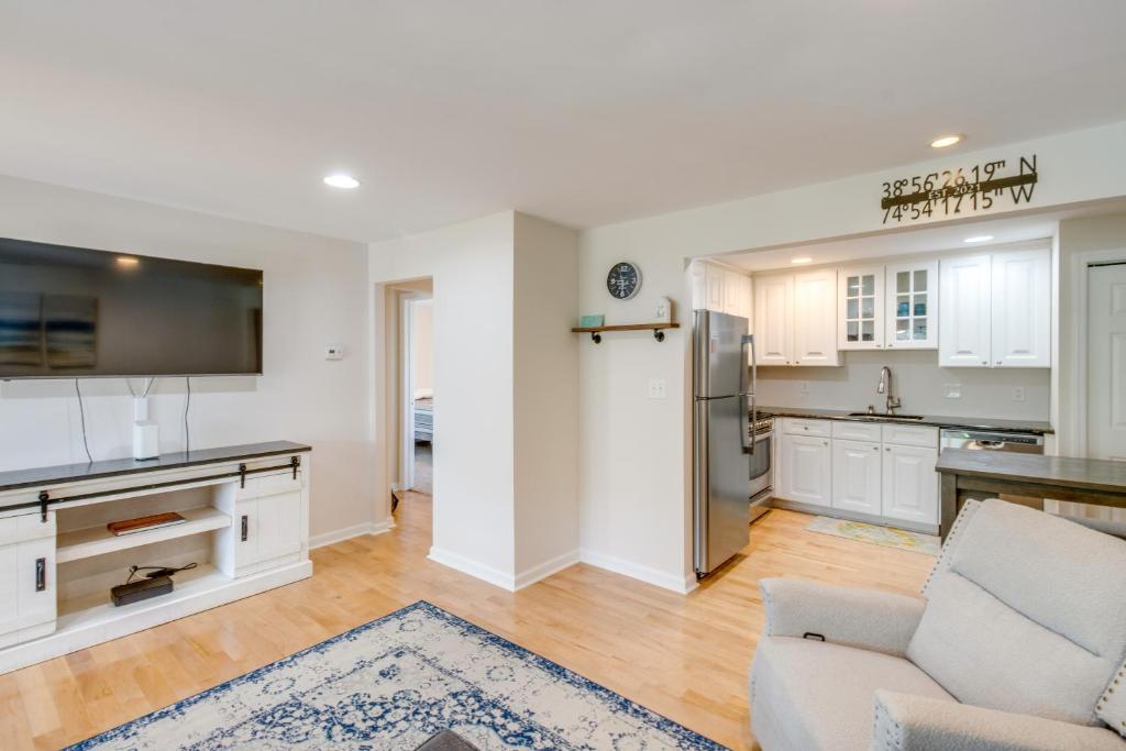 Cape May Quad with Grill - 7 Blocks to Beach, NJ from $45pp