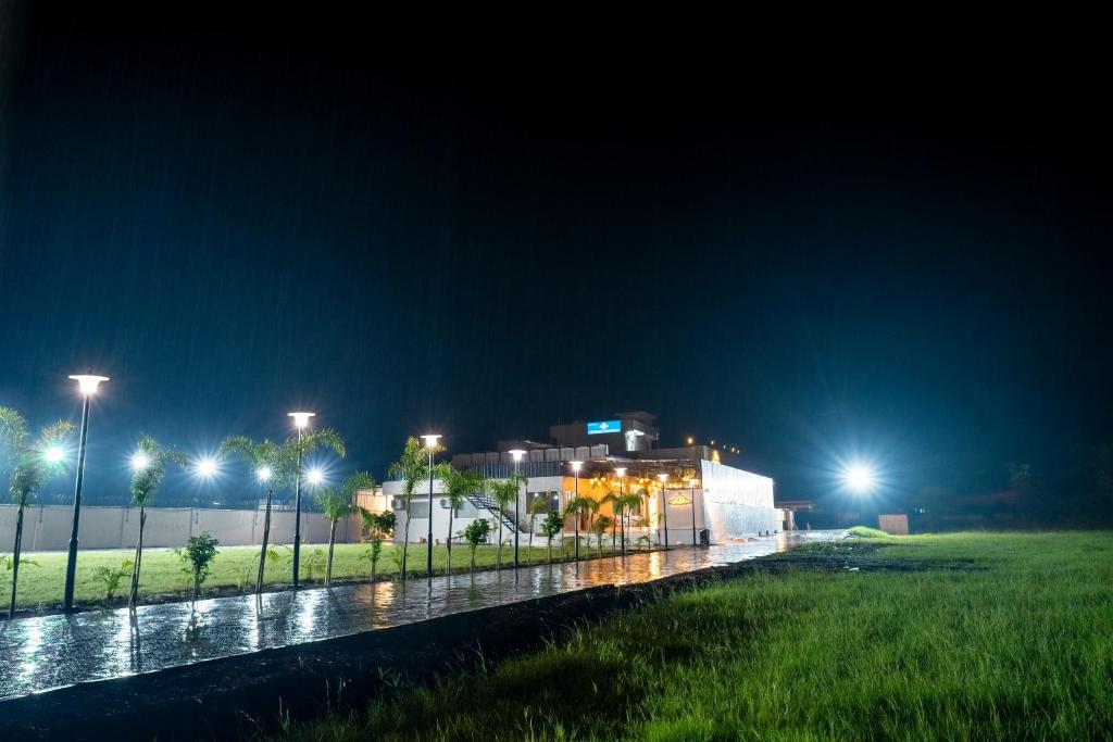 Best Price on The 7th Heaven Resort in Satna + Reviews!