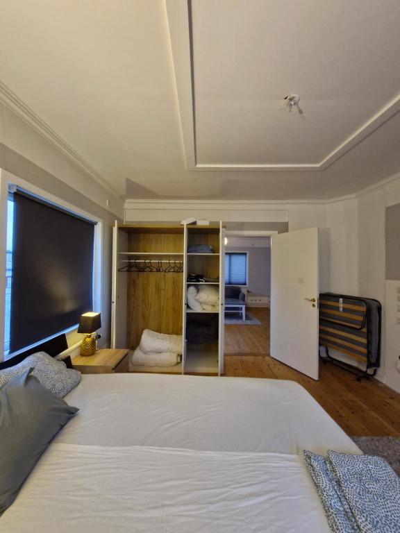 Rymlig lägenhet I hjärtat av Lindesberg 95kvm from $84