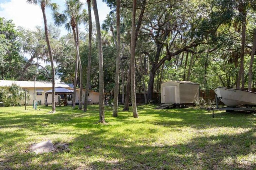 Old Homosassa Living Seconds to all the action, FL from $63