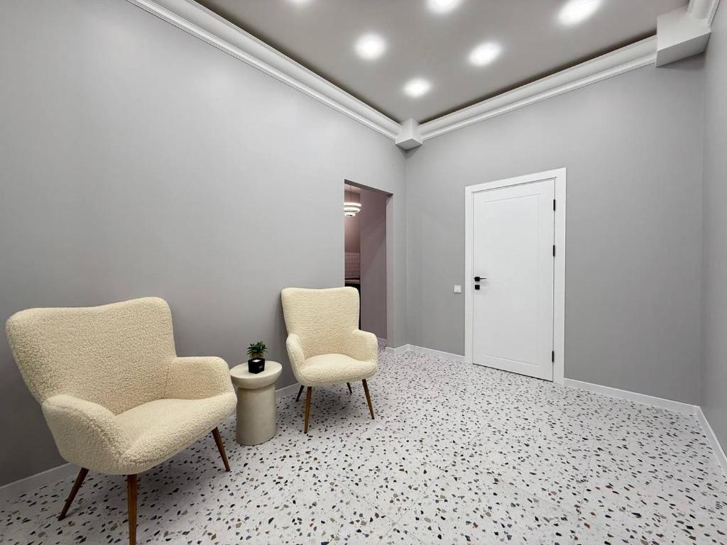 Arcadia Palace Design Apartment, Odesa from $51pp - Book Now