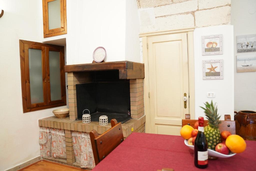 L'Alcova del Castello, Ostuni from €83 - Book Now